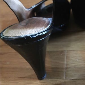 Clarks | Shoes | Clarks Artisan Wessex Bria Pump | Poshmark